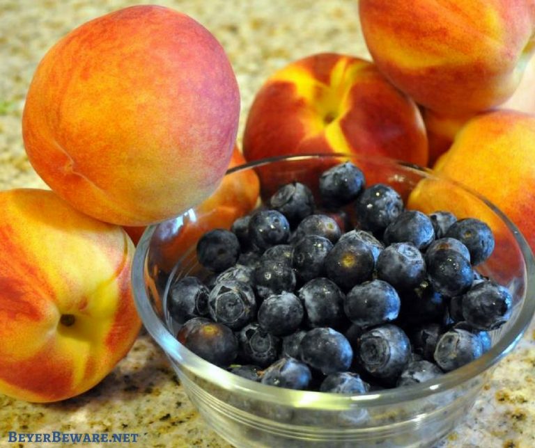 Easy Peach Blueberry Crisp - Beyer Eats and Drinks