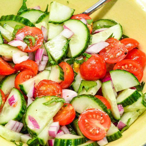 High Protein Cucumber and Tomato Salad with Cottage Cheese - Beyer Eats ...