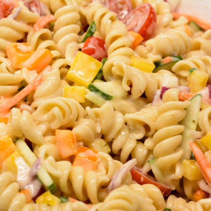 Sweet Macaroni Salad - Old-Fashioned Creamy Pasta Salad with Sweetened ...