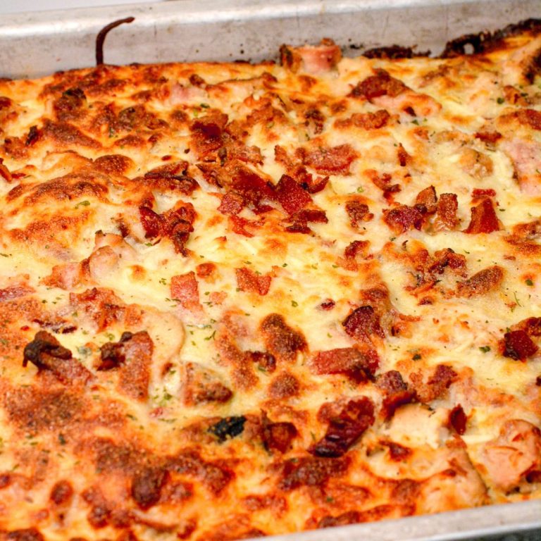 Homemade Chicken Bacon Ranch Pizza Recipe - Beyer Eats and Drinks